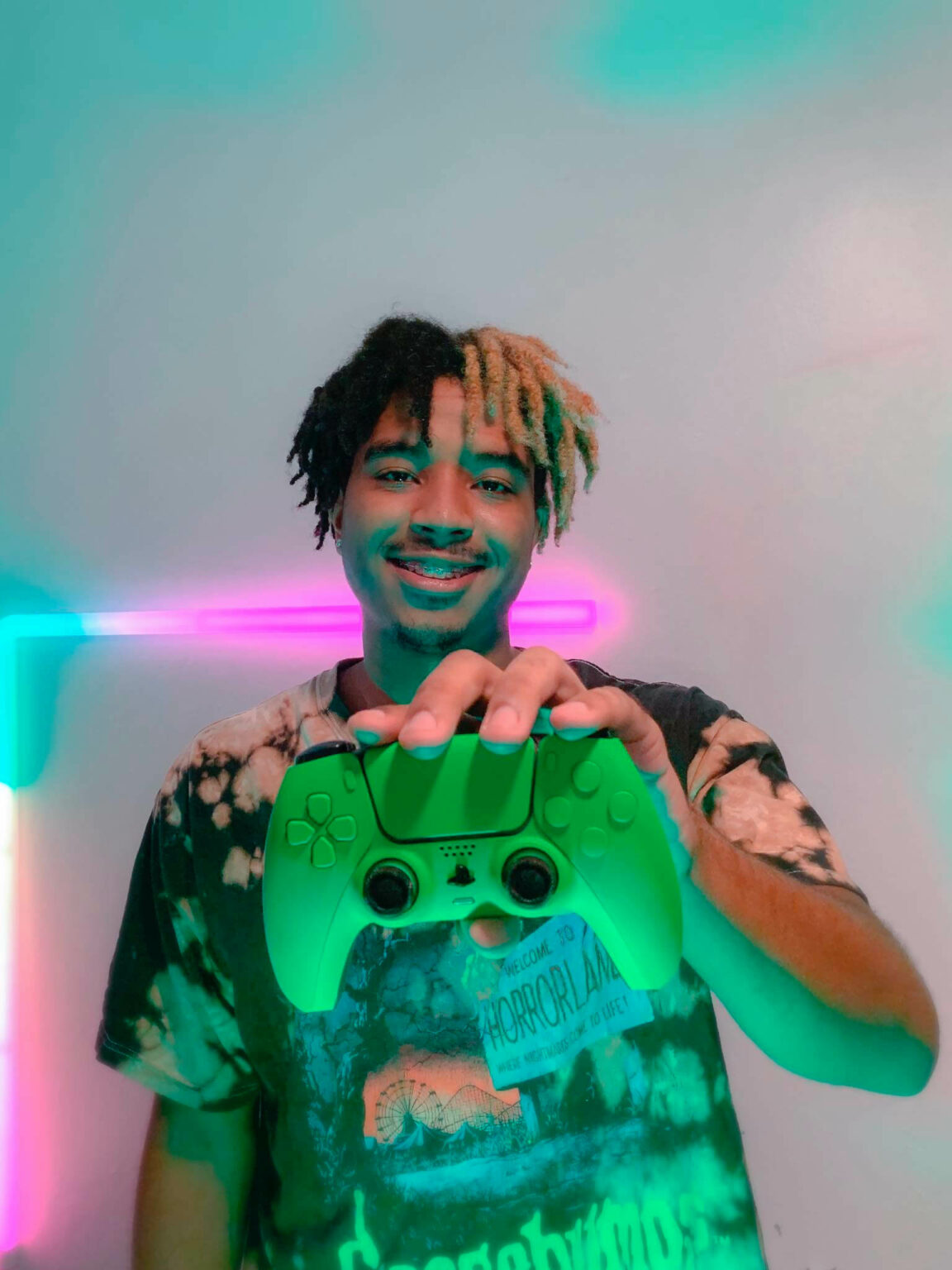 Custom PlayStation and Xbox Controllers 🎮 – Crush the competition with ...